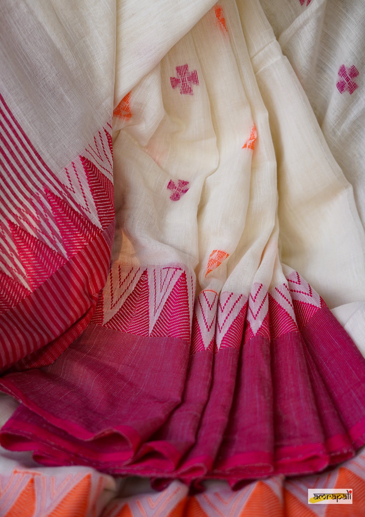 Handloom Cotton with woven buti – Amrapali Boutique