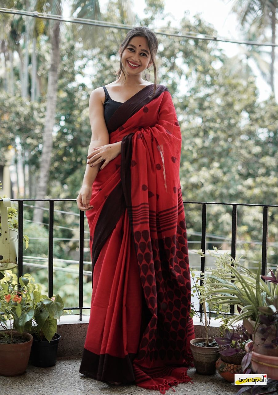 Pure Handloom Cotton with tiny leaf buti – Amrapali Boutique