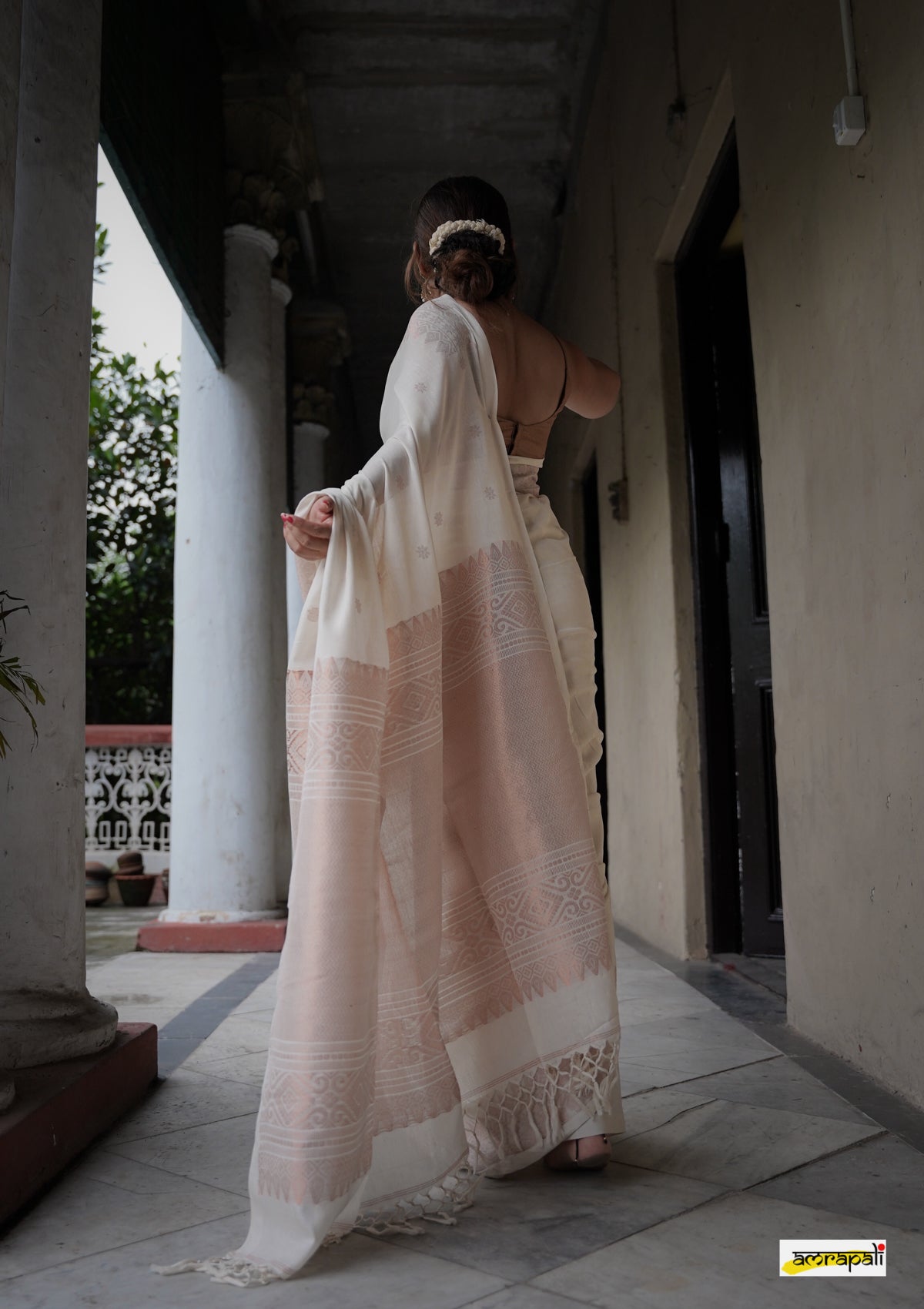 Mollika – Amrapali Boutique