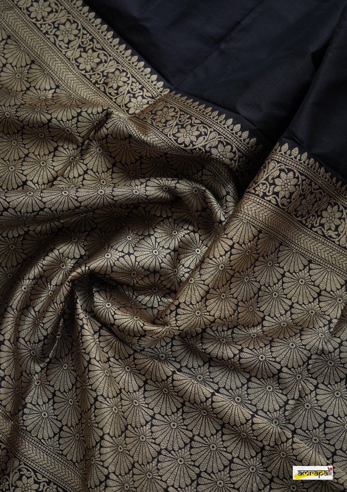 Trinetra – Amrapali Boutique